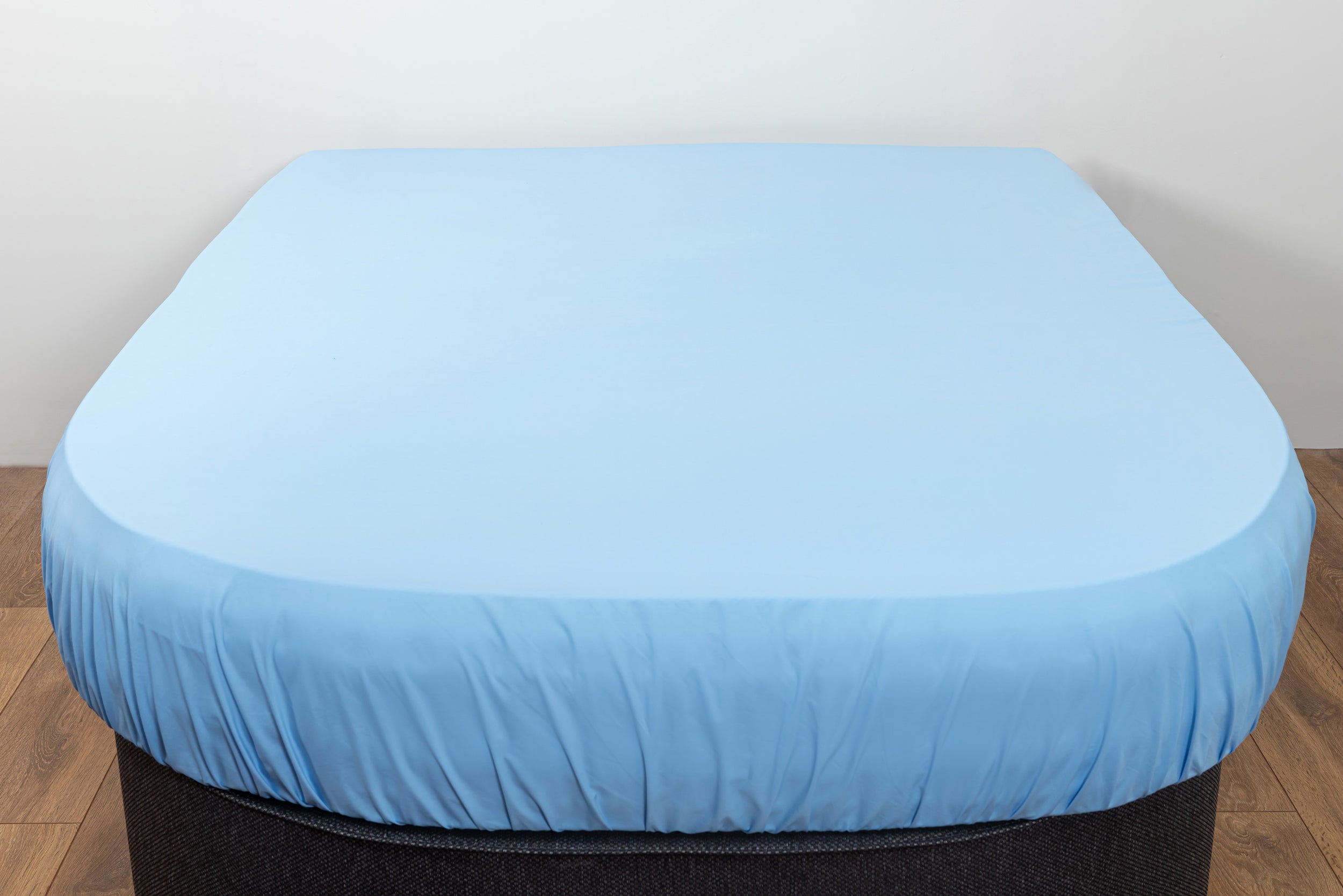 Caravan & Motorhome Fitted Sheet | Classic Percale Fitted Sheet by Jonic