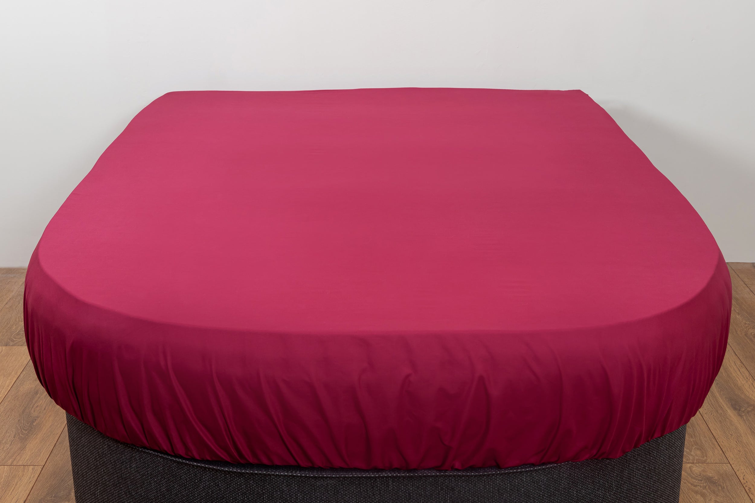Caravan & Motorhome Fitted Sheet | Classic Percale Fitted Sheet by Jonic