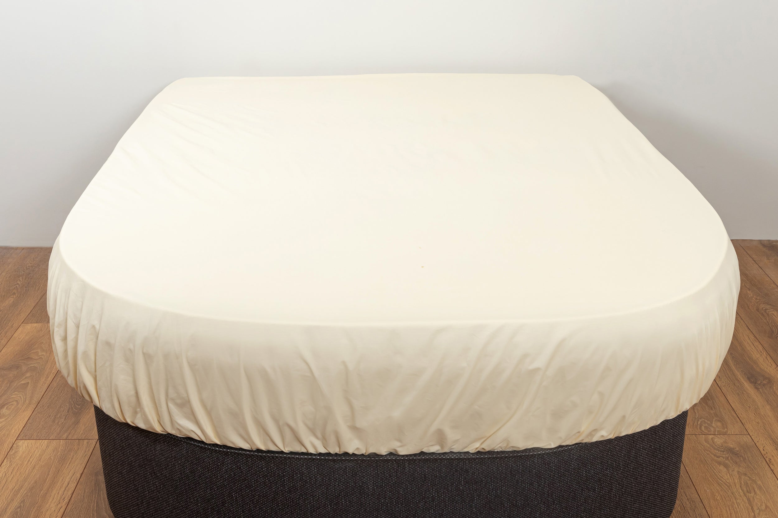 Caravan & Motorhome Fitted Sheet | Classic Percale Fitted Sheet by Jonic