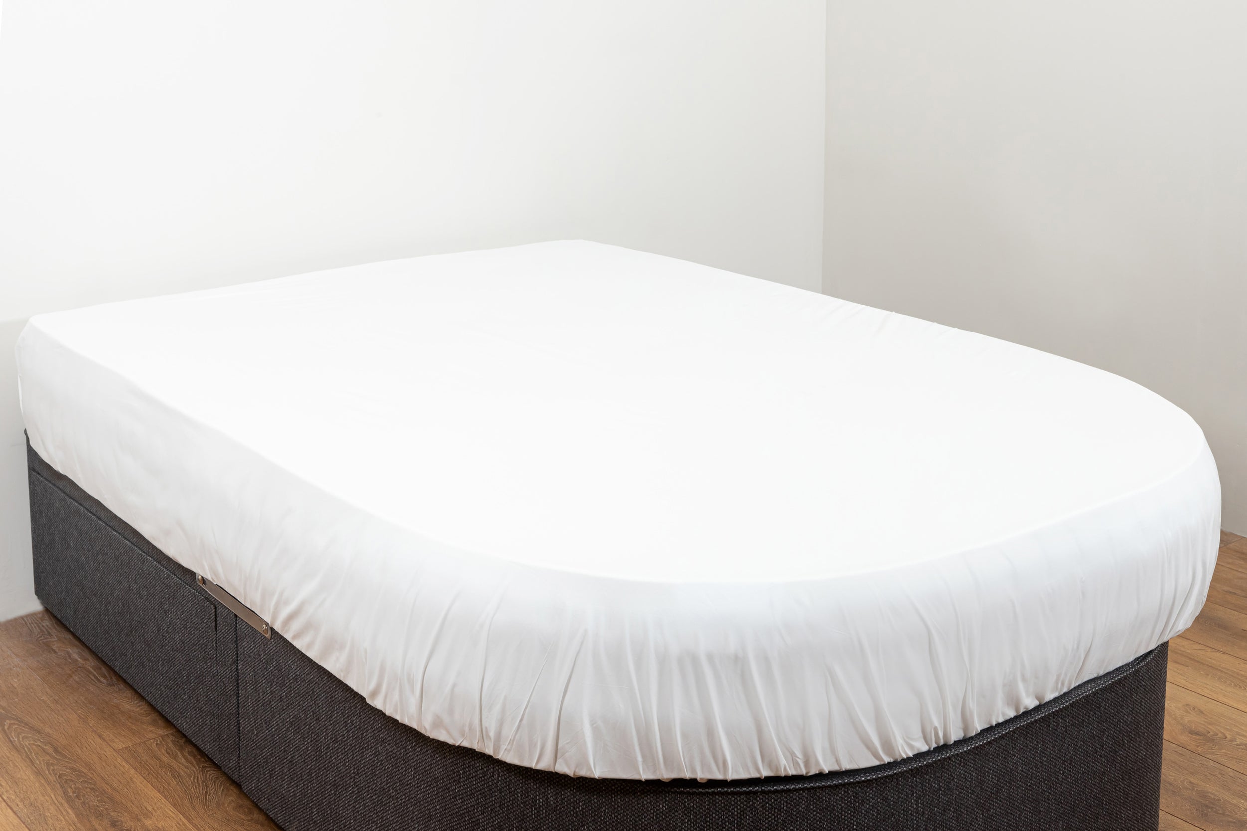 Caravan & Motorhome Fitted Sheet | Signature Cotton Fitted Sheet by Jonic