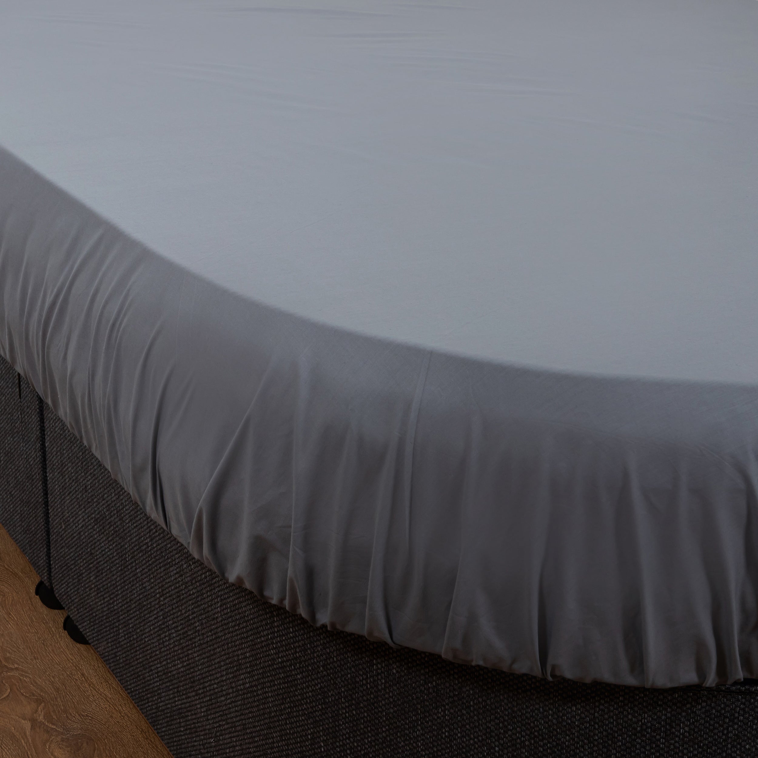Caravan & Motorhome Fitted Sheet | Classic Percale Fitted Sheet by Jonic