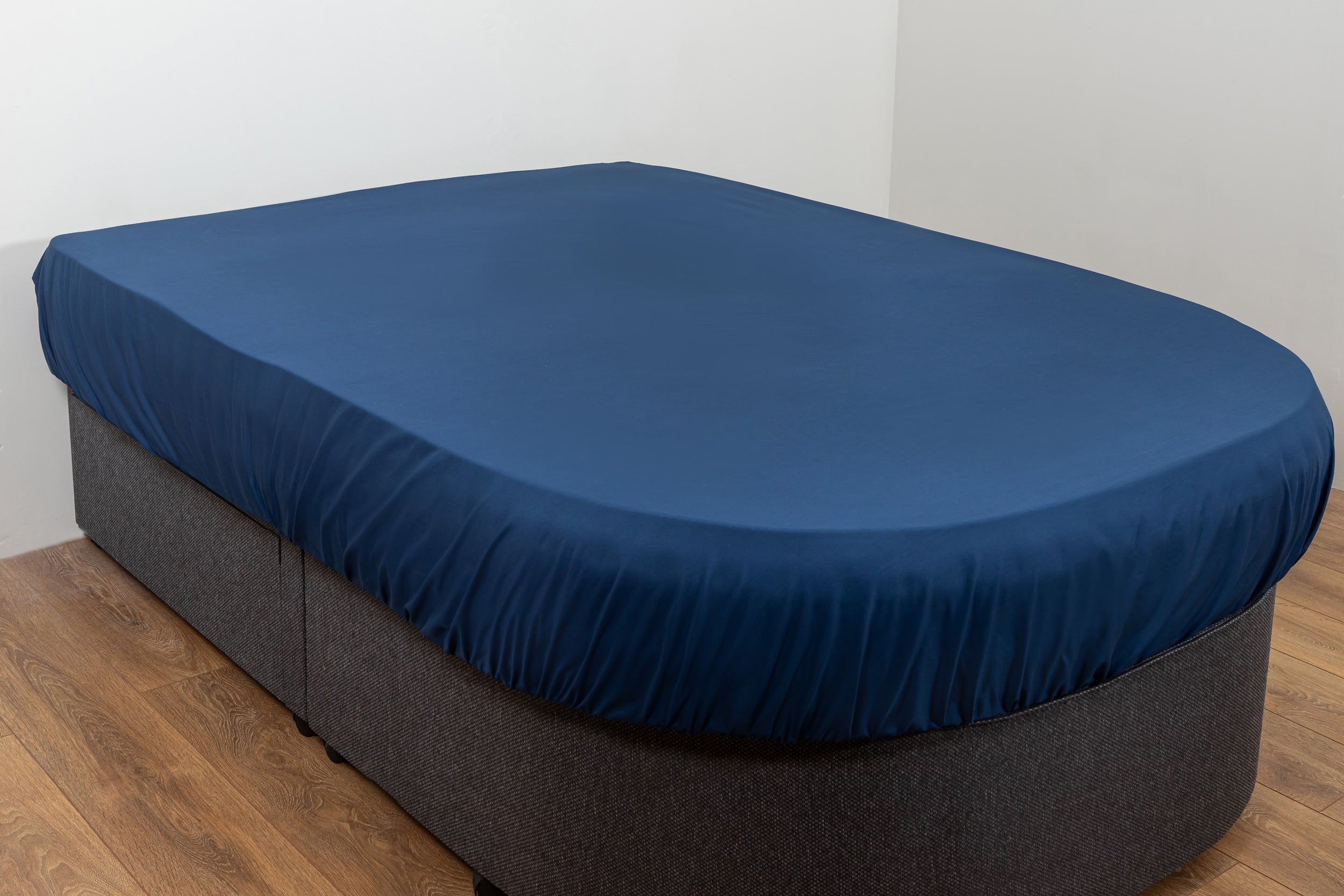 Caravan & Motorhome Fitted Sheet | Classic Percale Fitted Sheet by Jonic