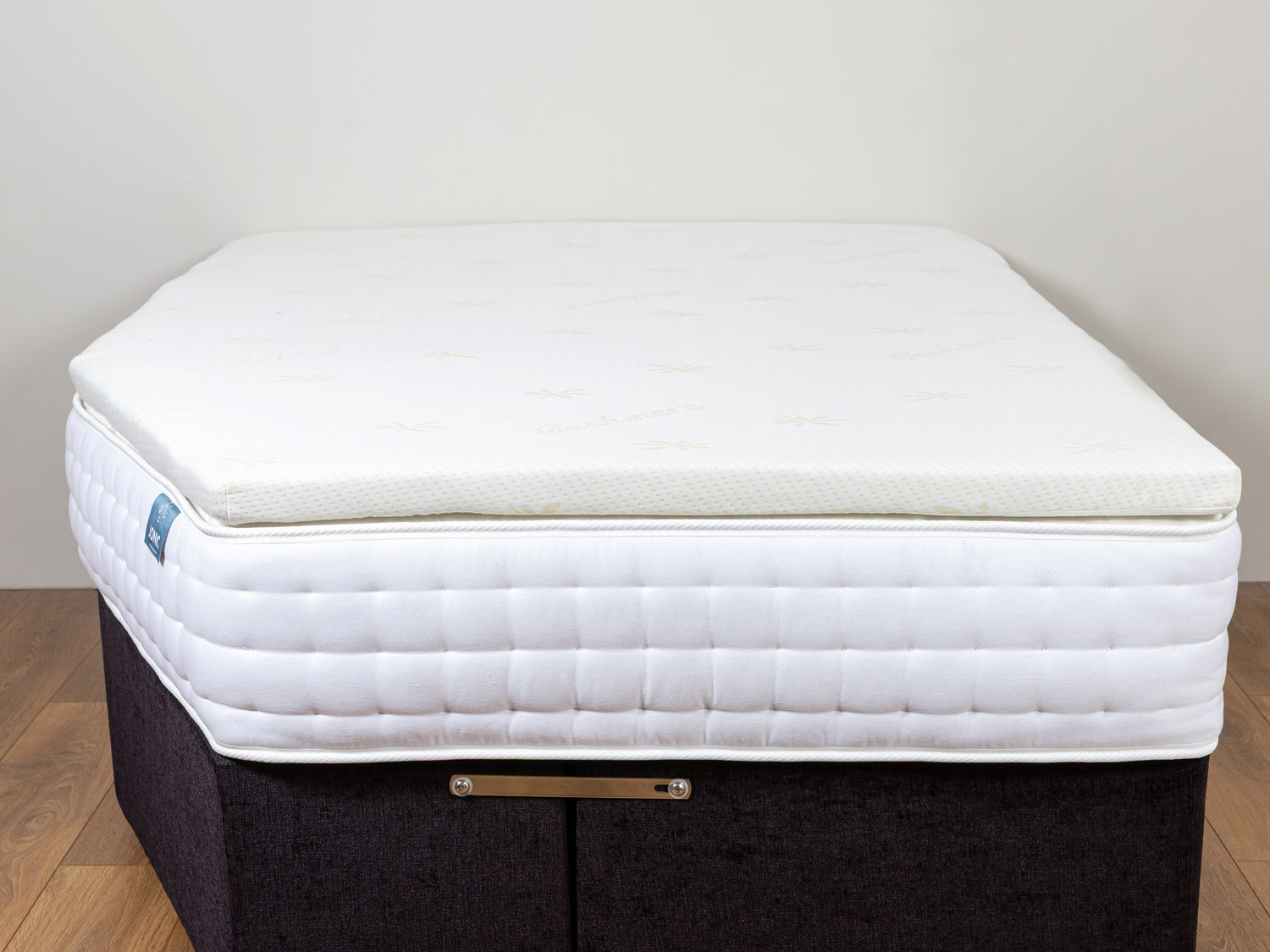 Caravan & Motorhome Mattress Topper | Cool Gel Infused Mattress Topper ...